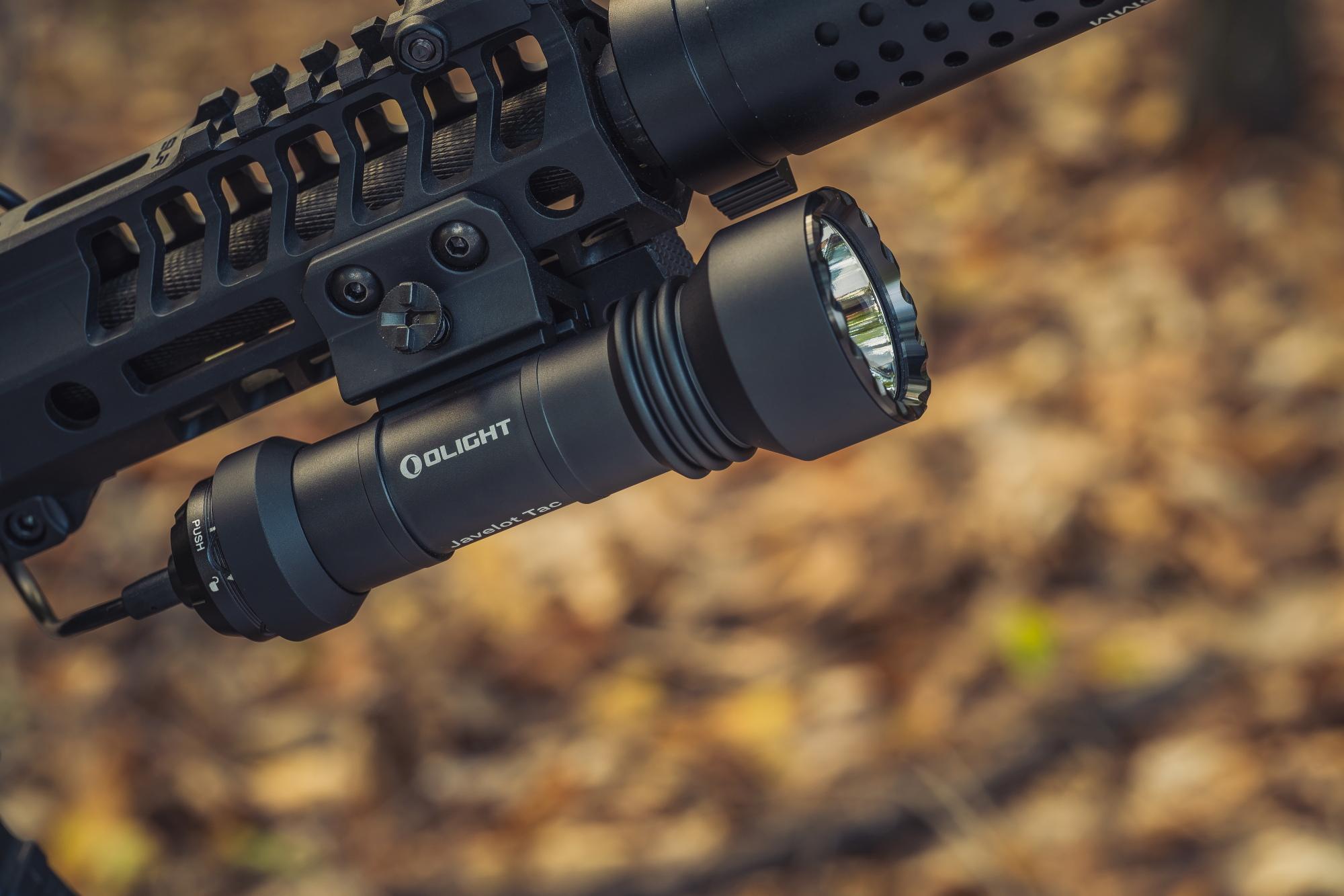 Далекобоен оръжеен фенер Olight Javelot Tac-M 1000 лумена, 600м — Sorbe.bg