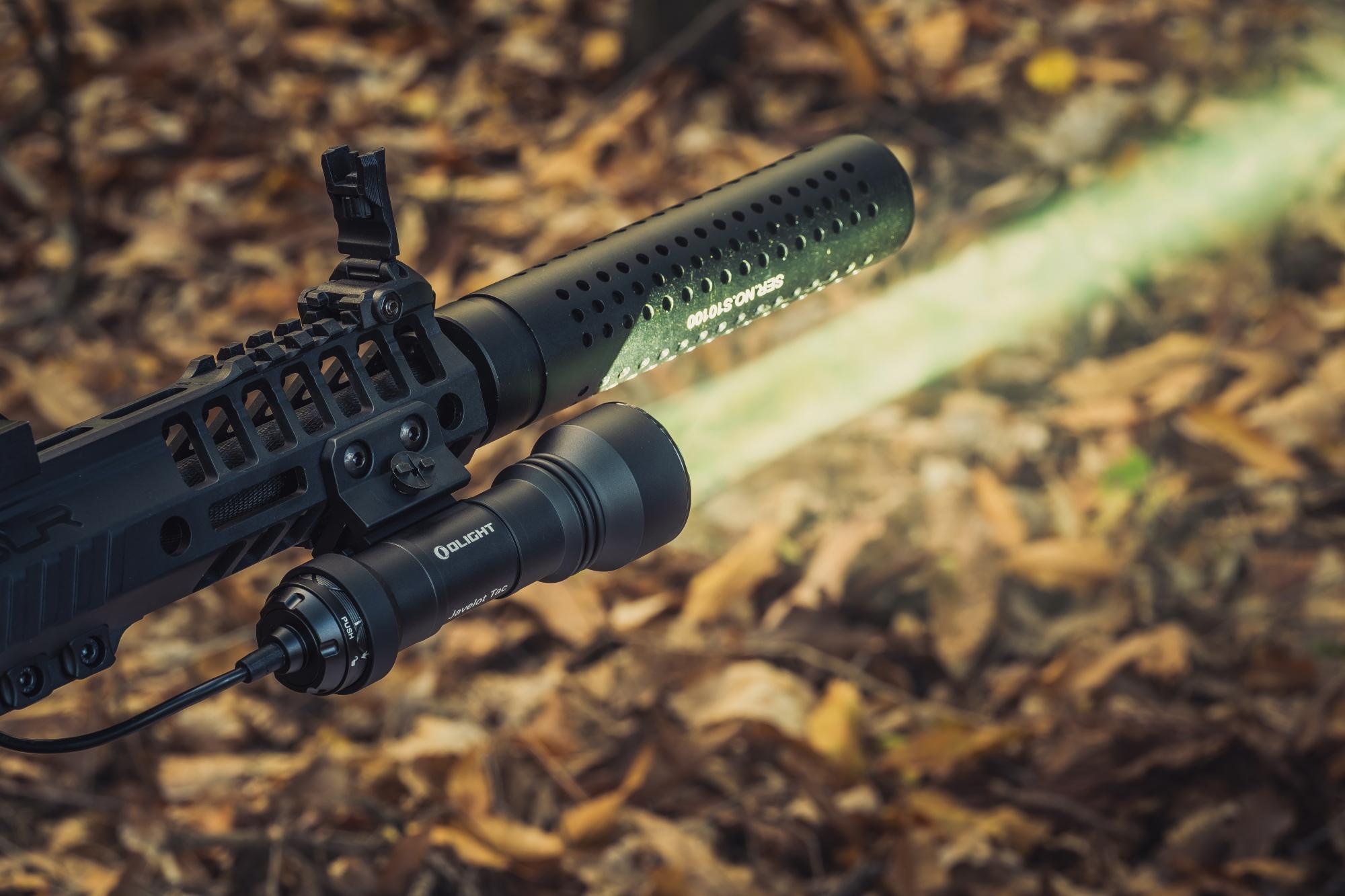 Далекобоен оръжеен фенер Olight Javelot Tac-M 1000 лумена, 600м — Sorbe.bg